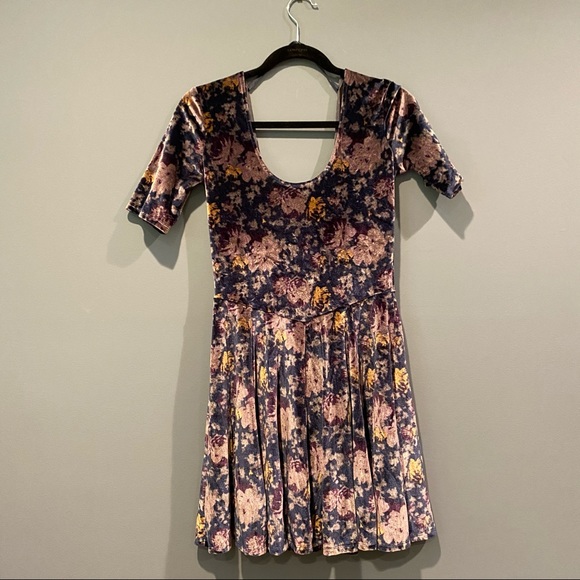 Kimchi Blue | Dresses | Kimchi Blue Velvet Skater Dress | Poshmark